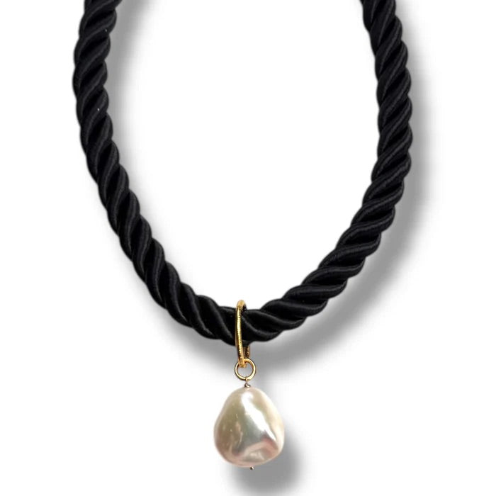 DMD N Bardot Baroque Pearl Necklace – Peddler Interiors